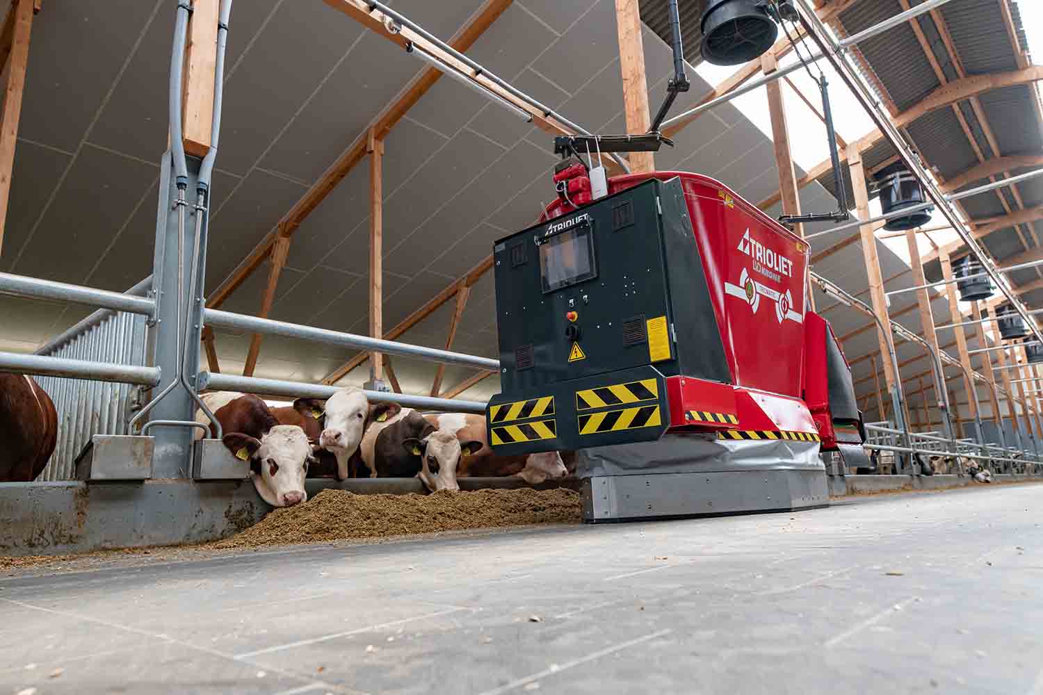 Triomatic – Robot di foraggiamento | TDM | Total Dairy Management